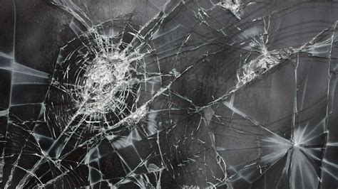 Cracked Screen Wallpaper Hd Pixelstalknet