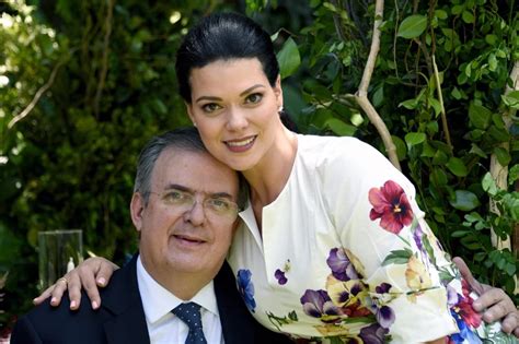 Cómo Empezó El Romance De Marcelo Ebrard Con Rosalinda Bueso Infobae