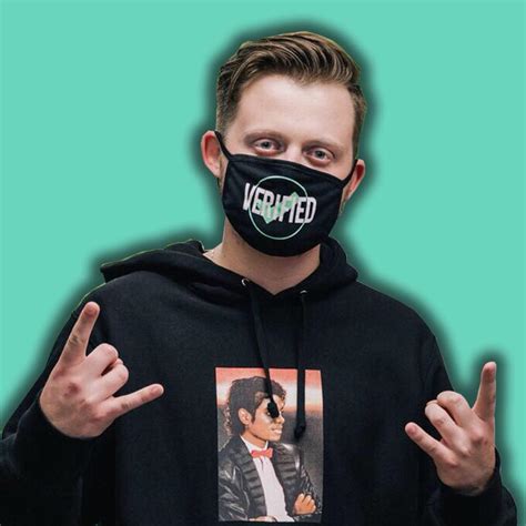 Meet The Teenager Whos Exposing Celebrities For Their Fake Yeezys