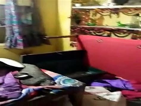 Video सूने मकान से नकदी व तीन लाख के आभूषण ले गए चोर Video Dailymotion