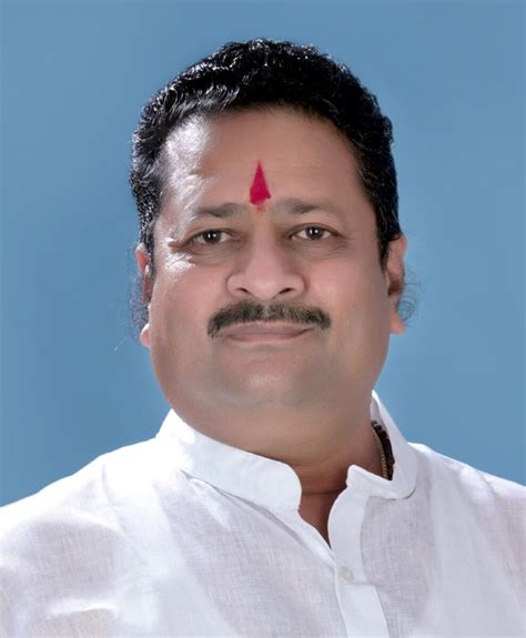 ಅಪ್ಪ ಮಗನಿಗೆ ಸ್ವಪಕ್ಷೀಯರನ್ನು ಸೋಲಿಸುವುದೇ ದಂಧೆ ಶಾಸಕ ಬಸನಗೌಡ ಪಾಟೀಲ ಯತ್ನಾಳ