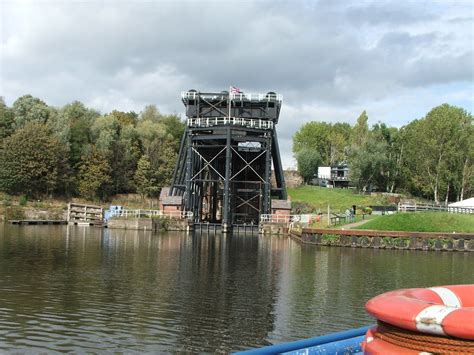Discover The Attractions Of The Uk Canal System Artofit