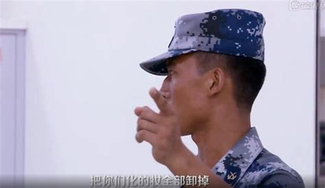 楊冪和沈夢辰聽到要卸妝後簡直懵逼，不過楊冪卸完妝還是很可愛的 每日頭條