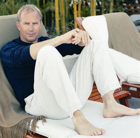 Kevin Costners Feet