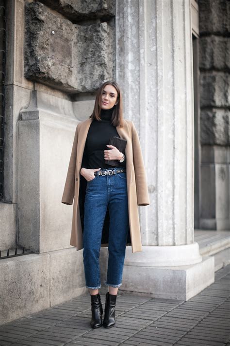 Cropped Mom Jeans Fashion Agony Daily Outfits Fashion Trends And