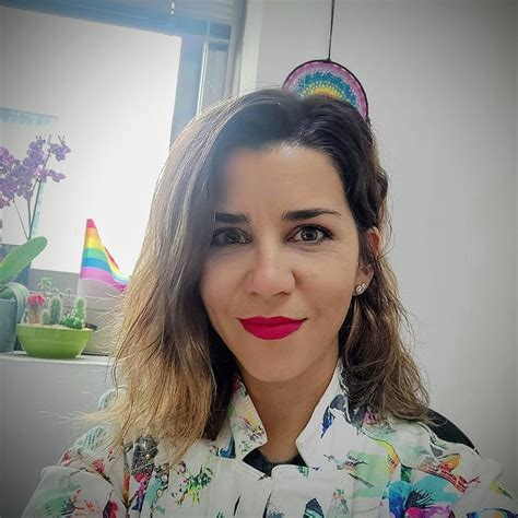 ענבר פלג מטפלת מינית מוסמכת Ness Ziona