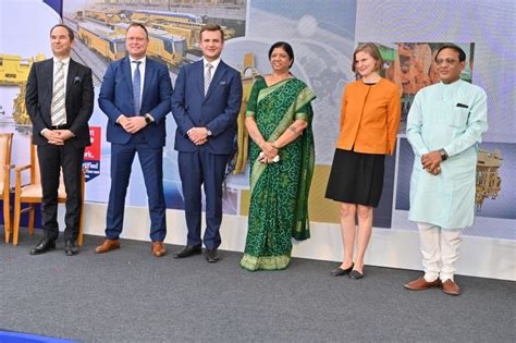Tampingunit Plasserindia Proudmoment Milestoneachieved Gujarat
