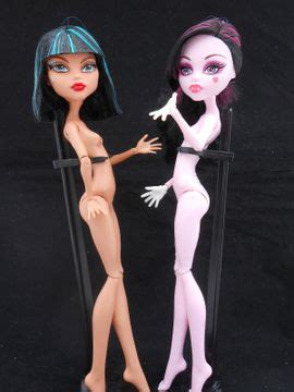 Monster High 2 Muñecas Draculaura Cleo De Nile Naked Nude comprar