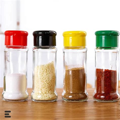 4pcs Spice Jars Spice Containers Plastic Spice Jar With Shaker Lids