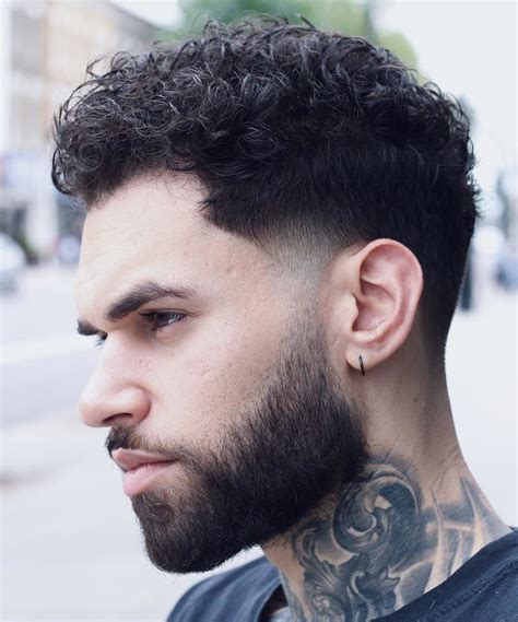 Cheveux Courts Hommes 2020 Voici 50 Coupes Tendances