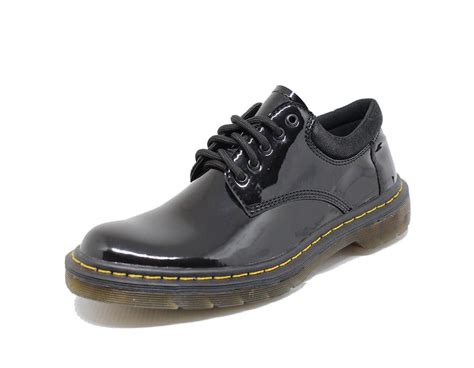 Sapato Colegial Inglês Estilo Veggie Verniz Preto Baixo ESTILO VEGGIE SHOES