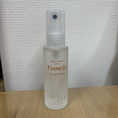 Fiancee フィアンセ ボディミスト Ikoi 金木犀の香り 50mlの通販 By 水雲s Shop｜フィアンセならラクマ