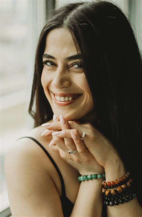 Suraya Sophia Tabesh Newscenter Journalist Navigator