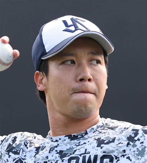 【ヤクルト】山田哲人が途中交代 スポーツ報知