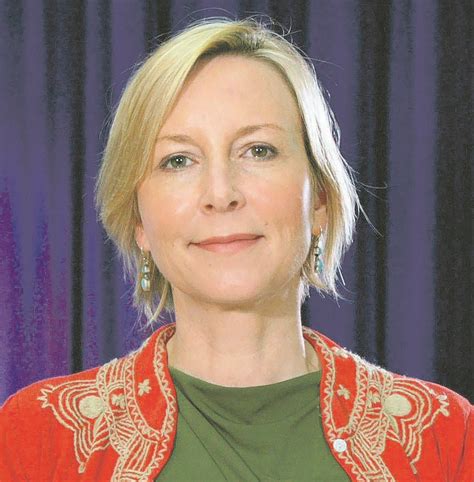 Vasti Roodt Elkeen Het Plig Om N Kultuur Van Vertroue Te Bevorder Netwerk24