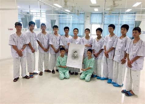 Dijeron Al Mundo Que Los Niños De Tailandia Habían Buceado Para Salir