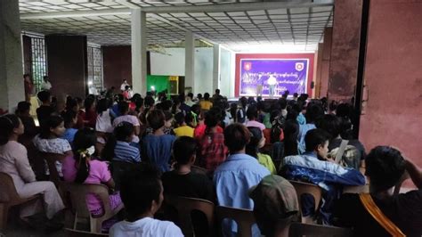 ရခိုင်ပြည်နယ်အတွင်း မိုခါမုန်တိုင်းသင့် ဒေသများတွင် ပြန်လည်ထူထောင