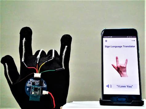 Gloves Translate Sign Language Into Speech Engoo 每日新闻