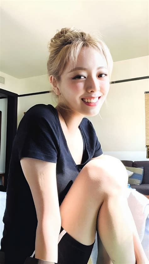 Asian Girl Blonde Asian Girl Body Music Artists Itzy Asian Beauty
