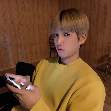 시앤shien on Twitter 이 남자가 갑자기 나타나서 설레는 말을 하고 바로 사라졌어요 그래도 난