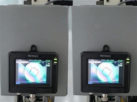 Vibratory Feeder With Integrated Optical Inspection System Orients