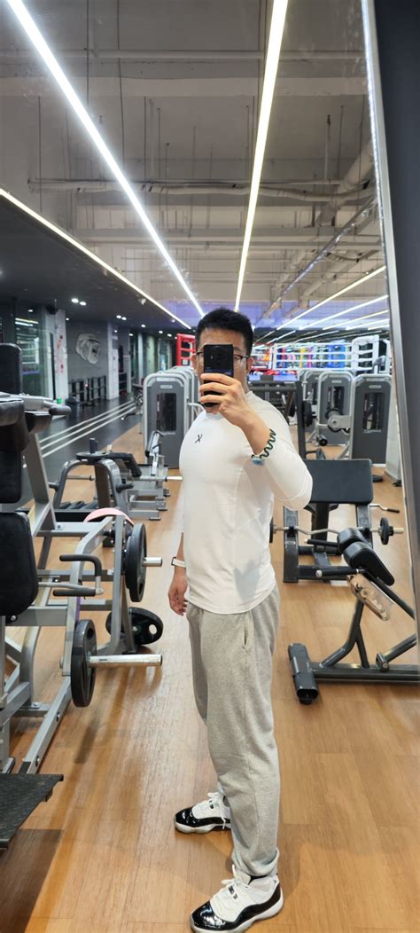 大虎超人 On Twitter 胸练的这么大，还不是要被坏人玩弄。 Vbfnwuapuo Twitter