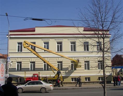 2 х этажное кирпичное здание Томская область г Томск Ленина проспект 129 угол