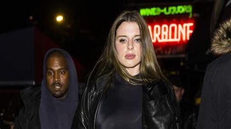 Kanye West Y Julia Fox Confirman Su Noviazgo Turquesa News