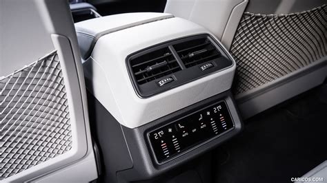 Audi E Tron Ev Suv Concept 2018my Interior Detail