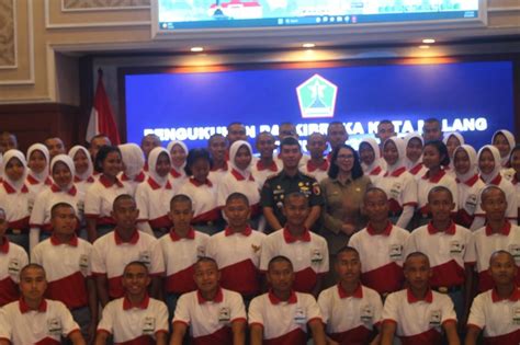 Malang Post Dandim 0833 Malang Berikan Pembekalan Pasukan