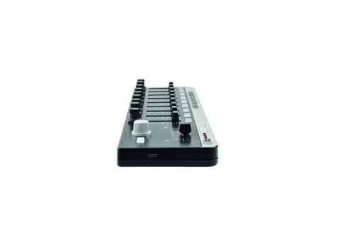 Omnitronic Fad 9 Midi Controller