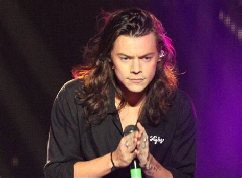 Pin Em Harryyyy Em 2024