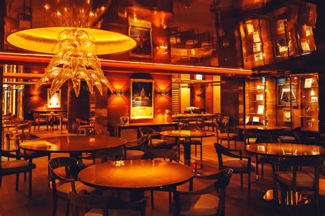 Iconic Hôtel Martinez Reopens La Palme Dor Restaurant