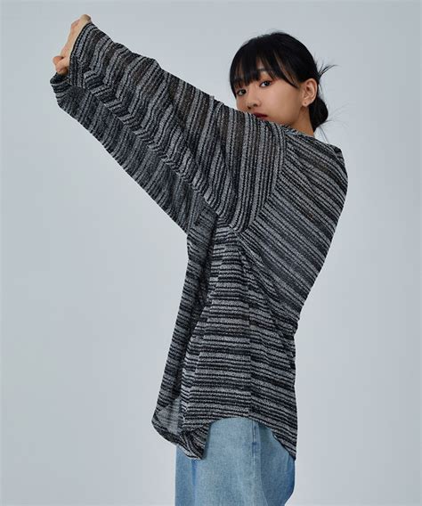 어커버 시스루 스트라이프 니트 롱 슬리브