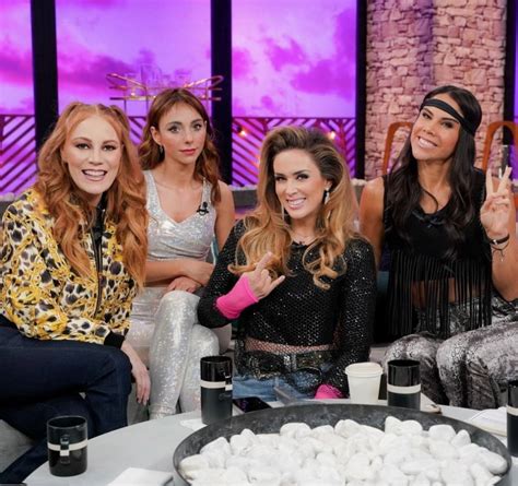 Las ‘netas Divinas Hacen Un Viaje Por Las últimas Década Con Mariana