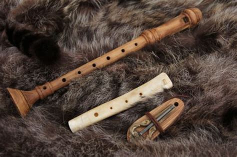 viking harp | ... Norwegian Instruments; Jotun Flute, Bone Flute and ...