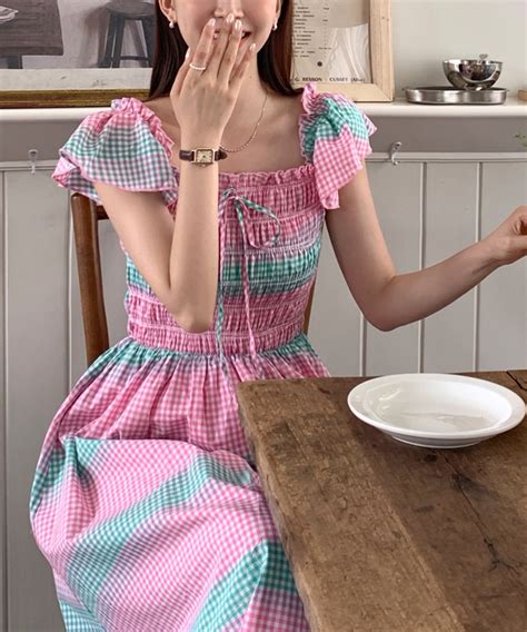 날개 소매 투웨이 오프숄더 스모크 밴딩 하이웨스트 플레어 훌 스커트 스트라이프 체크 나시 롱 원피스 여름 입기편한 캐주얼 데일리룩 나들이룩 여행 휴가룩