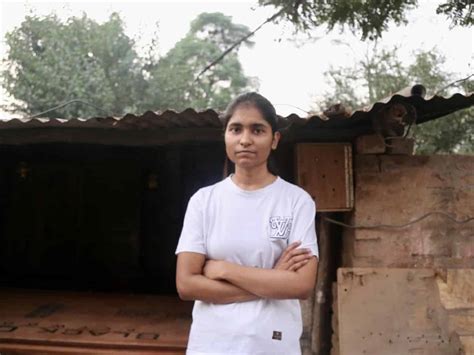 Safai Karamcharis Daughter National Level Basketball Player Cracks