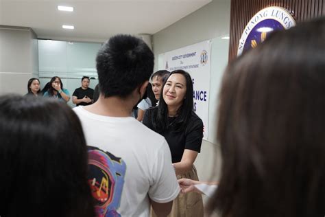 Quezon City Government On Twitter Nagbigay Ng Financial Assistance