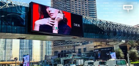 Dior Presents Its New Gem Collection With Cara Delevingne On Dubai S Billboards Insite Ooh