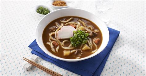 残ったカレーをリメイク！カレーうどん By ハウス食品株式会社 【クックパッド】 簡単おいしいみんなのレシピが366万品
