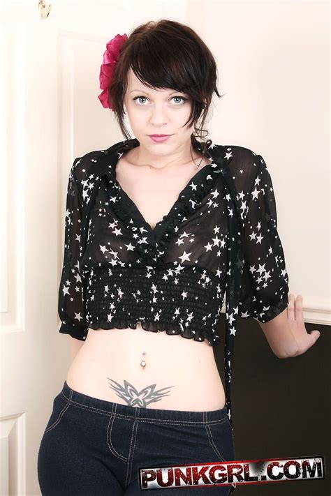 Pictures Of Teen Girl Caz Getting Totally Nude For You Porn Pictures