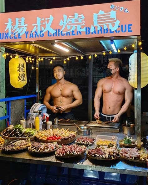 Masked, Tan & Muscled : r/AsianGuysSFW