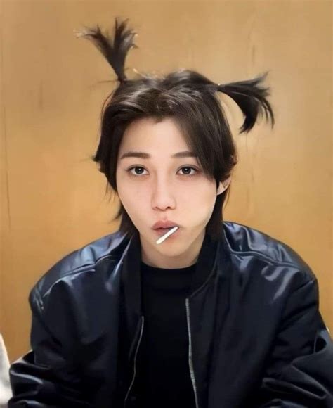 Pin De 🥐🧋 Em Sᴛʀᴀʏᴋɪᴅs ღ Garotos Sensuais Felix Fotos