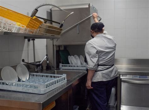 Table de prélavage gauche pour lave vaisselle à capot Gastro M Test