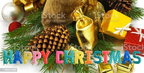 아름다운 축제 디자이너 크리스마스 장식의 고립 된 이미지입니다 메리 크리스마스와 새해 복 야 인사말 카드 12월에 대한 스톡