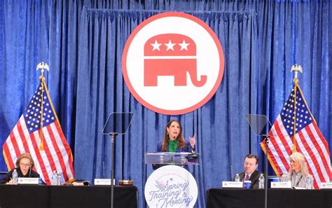 Rnc Votes To Install Trumps Handpicked Leaders Tightening His Control