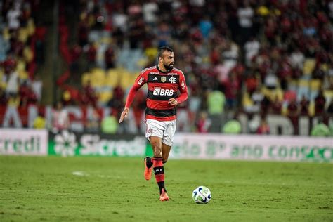 Fabrício Bruno Surpreende Ao Recusar West Ham E Decide Ficar No