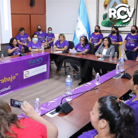 Radio Cadena Voces On Twitter RCVNoticias El Colectivo De Mujeres