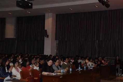 我院举行2022年“青马工程”培训班开班仪式暨2022级学生干部培训第一课 商务信息学院